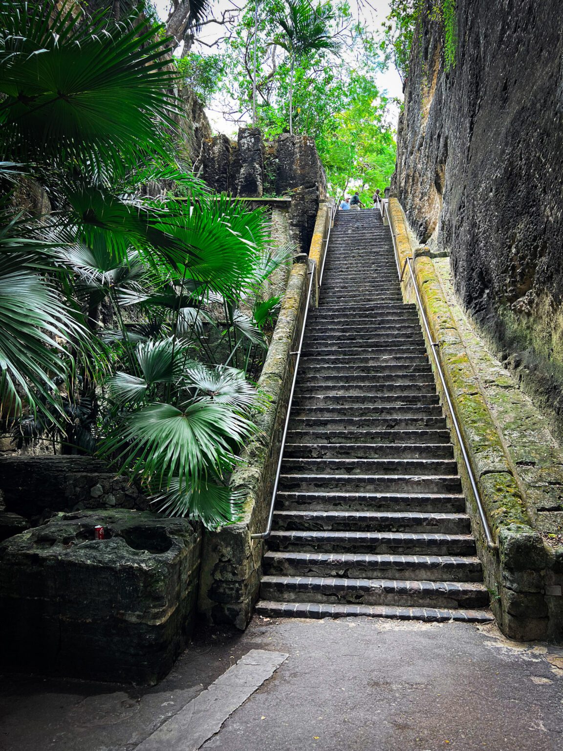 Queen's Staircase in Nassau Bahamas: Free Things to do - The Wandering ...